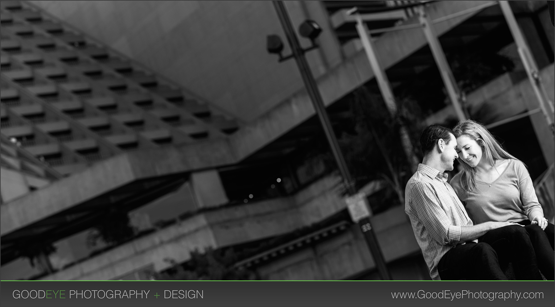 Nicole and Tommy (Engagement Photography) @ Coit Tower / Embarcadero ...
